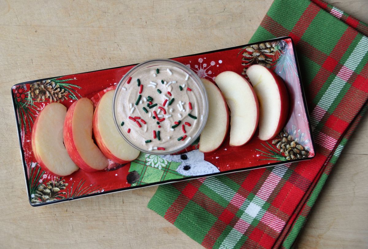 Gingerbread Yogurt Dip | Tangled Up In Food